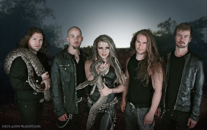 KOBRA AND THE LOTUS (Eng.) – Queens of steel KOBRA AND THE LOTUS (Eng.) – Queens of steel